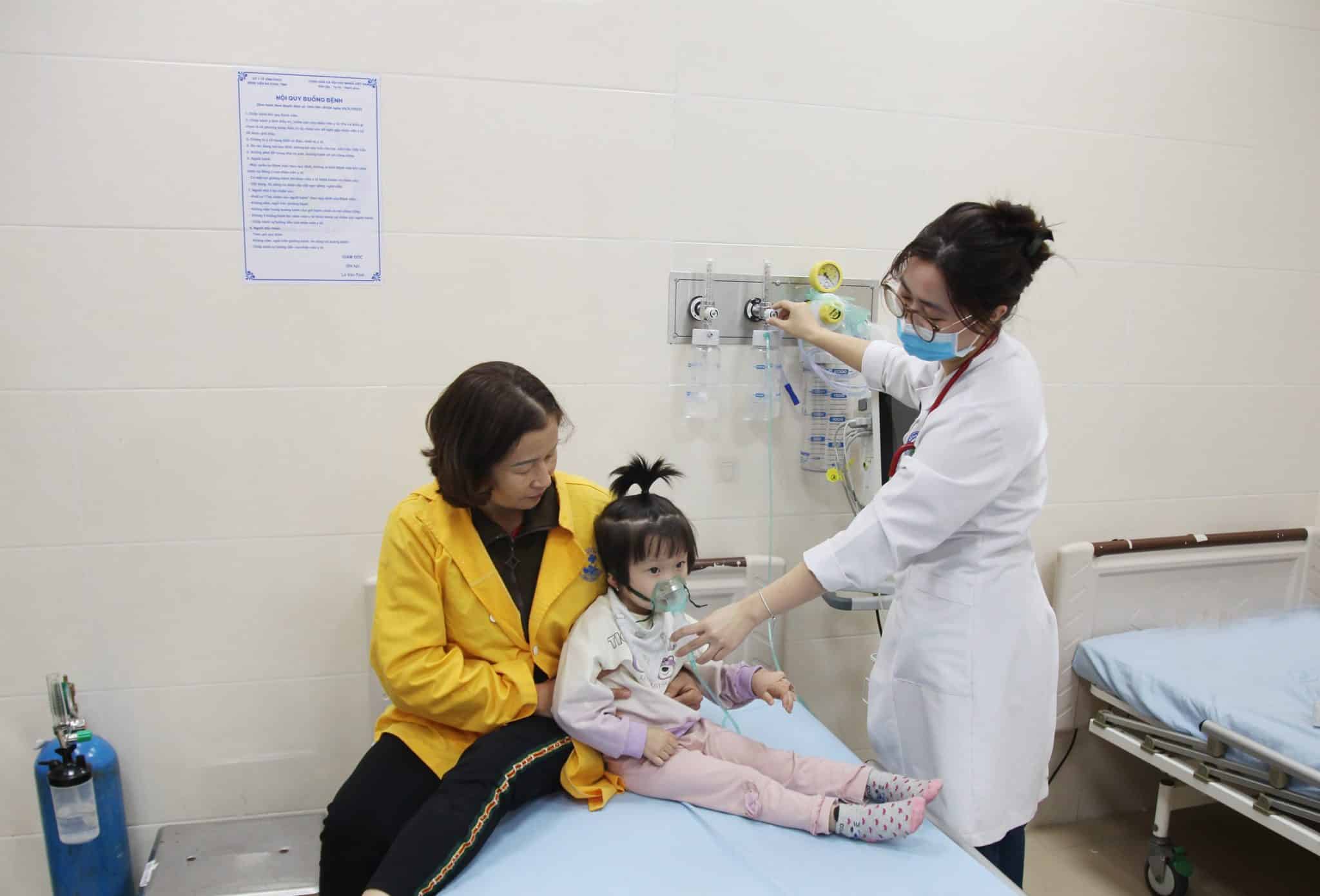 Những kỹ năng chăm sóc trẻ khi trời rét đậm rét hại mà cha mẹ BẮT BUỘC ...